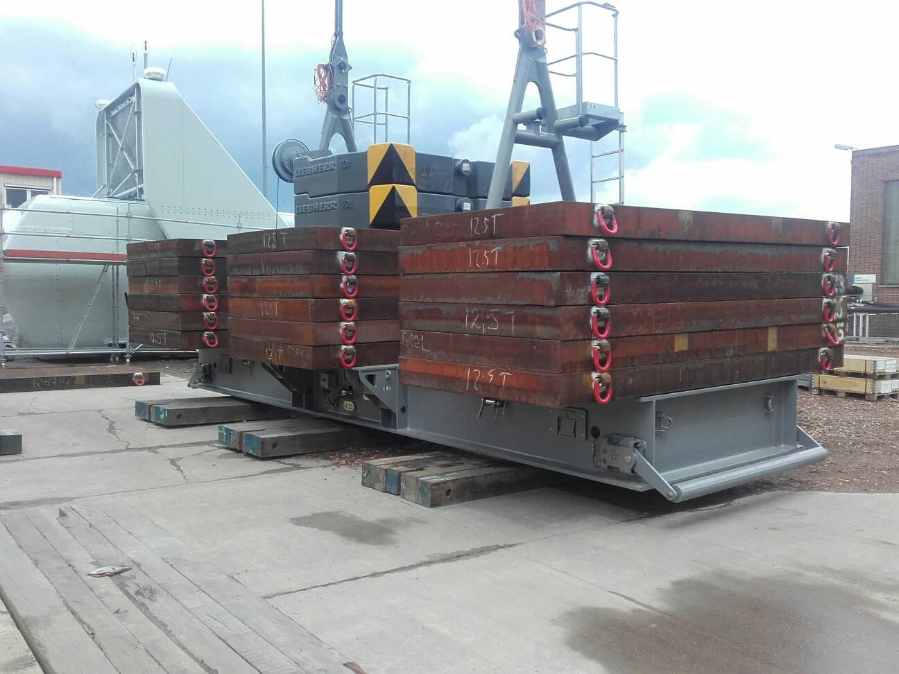 Cranes for Sale | Counterweight 10 Ton Superlift Plates | UCM Holland