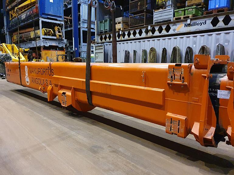 Telescopic boom sections | Demag AC 205 base section | UCM Holland