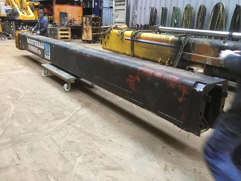 Telescopic boom sections | Liebherr LTM 1050-4 telescopic section 3 ...