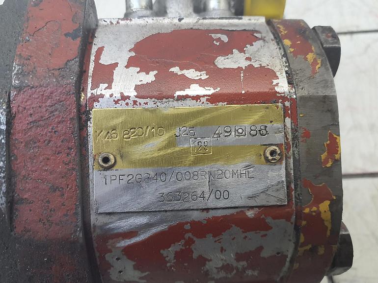 Hydraulic pumps | Rexroth dual gear pump | UCM Holland
