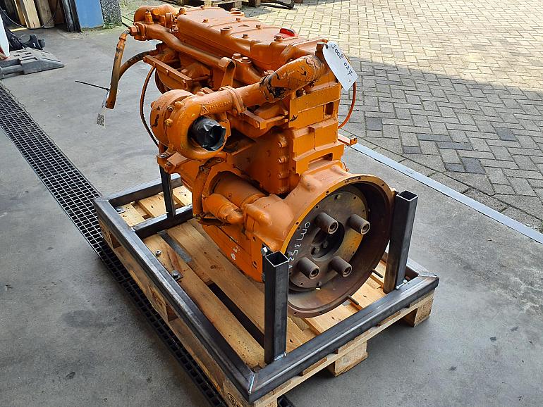 Engines | Mercedes OM 352 A | UCM Holland