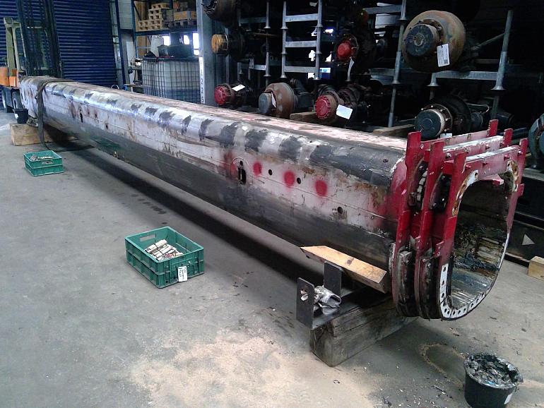 Telescopic boom sections | Grove GMK 3055 telescopic section 1 | UCM ...