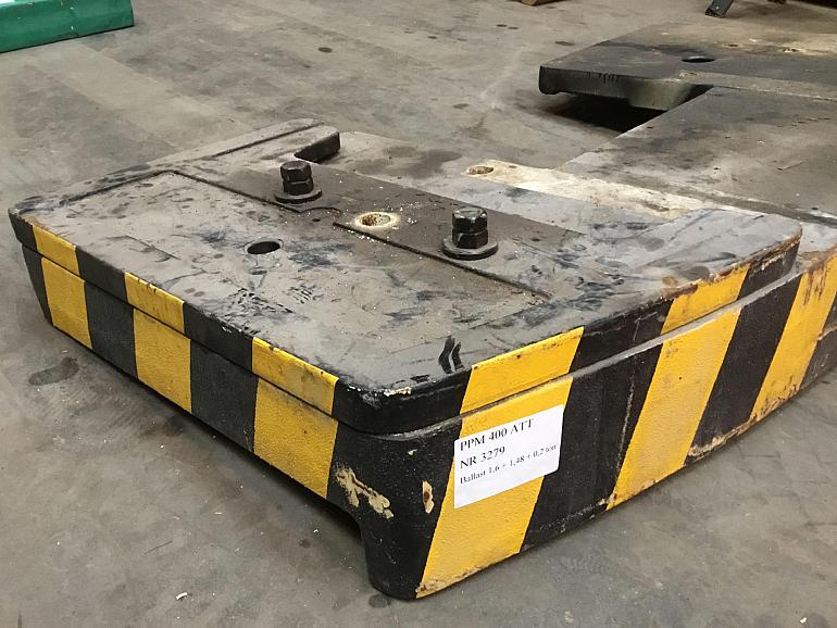 Counterweights | PPM 400 ATT counterweight 200 kg | UCM Holland