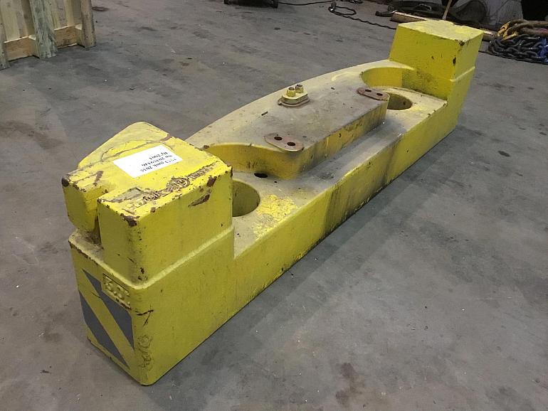 Counterweights | Grove GMK 2035 counterweight 3.0t | UCM Holland