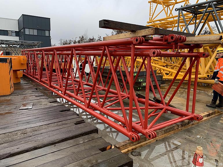 Jibs | Grove GMK 6400 jib section 12m F+E | UCM Holland