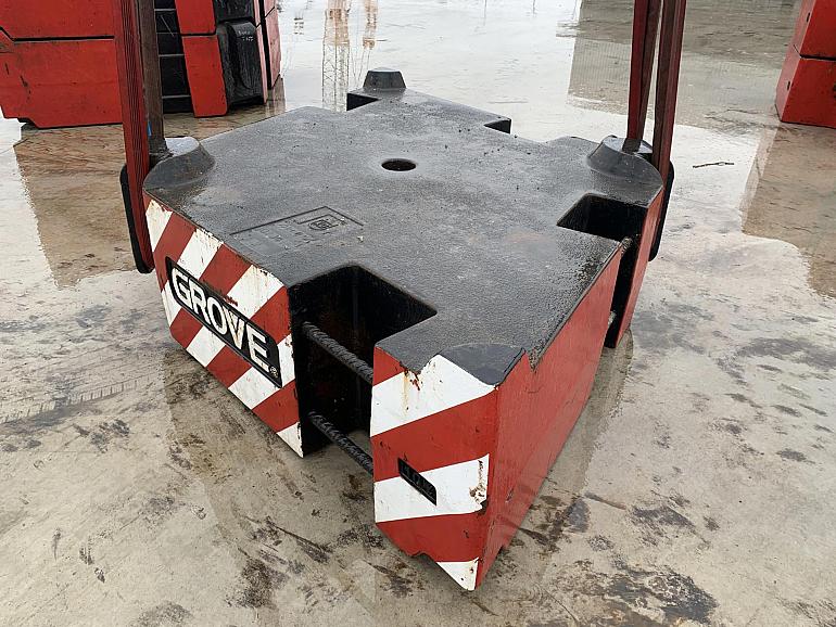 Counterweights | Grove GMK 6400 counterweight 10 ton | UCM Holland