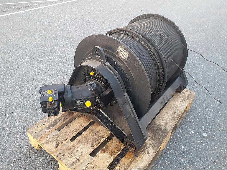 Winches | Liebherr LTM 1080-1 winch | UCM Holland