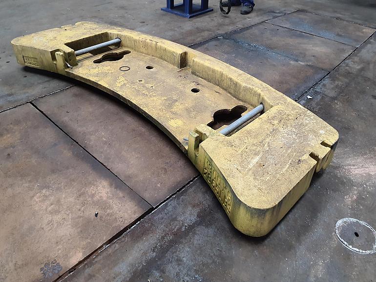 Counterweights | PPM ATT 400-3 counterweight 1.3 ton | UCM Holland