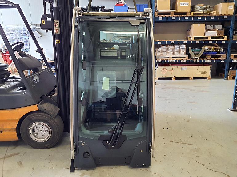 Cabins | Liebherr LTM upper cab | UCM Holland