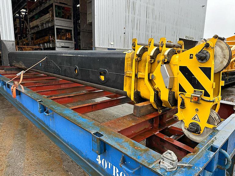 Telescopic boom sections | Demag AC 50-1 complete boom | UCM Holland