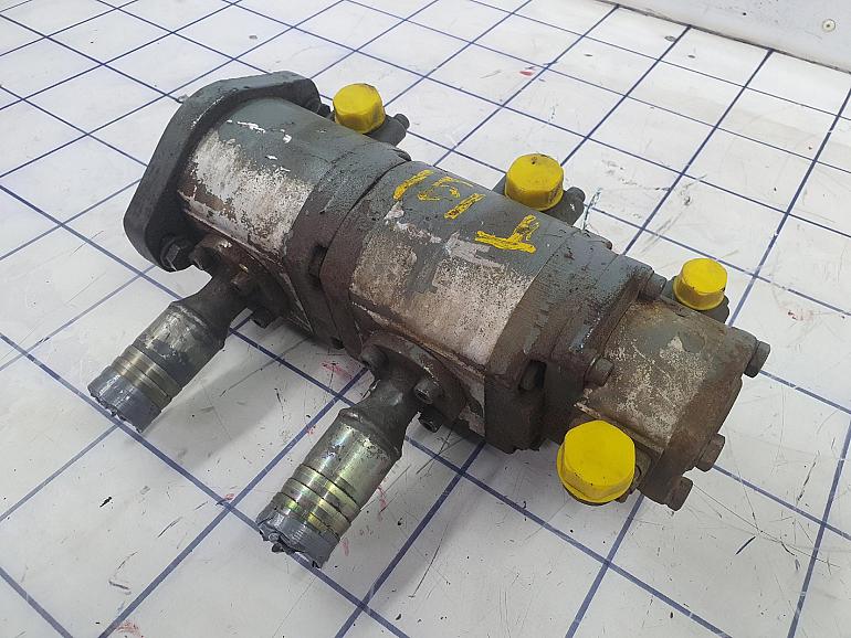 Hydraulische pompen | Liebherr LTM 1050-1 three way gear pump | UCM Holland
