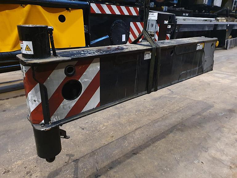 Outrigger beams | Liebherr LTM 1100-5.2 sliding beam complete rear ...