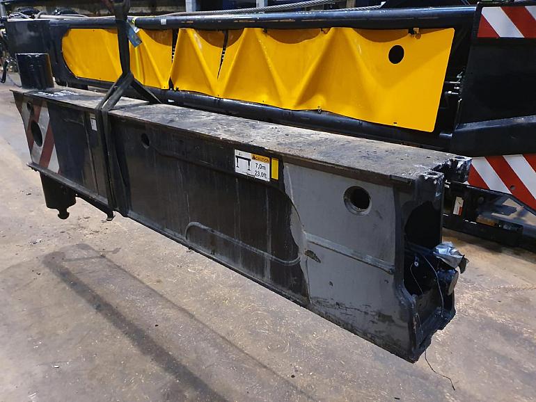 Outrigger beams | Liebherr LTM 1100-5.2 sliding beam complete rear ...