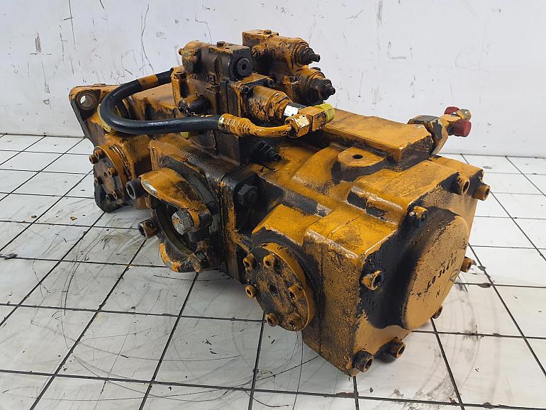 Hydraulic pumps | Liebherr LTM 1300 two-stage pump | UCM Holland