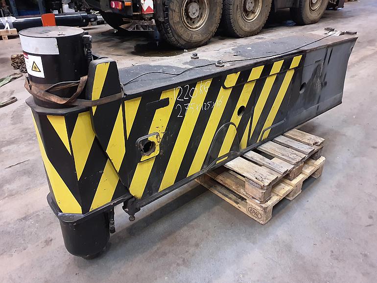 Outrigger beams | Liebherr LTM 1200/1 outrigger rear | UCM Holland