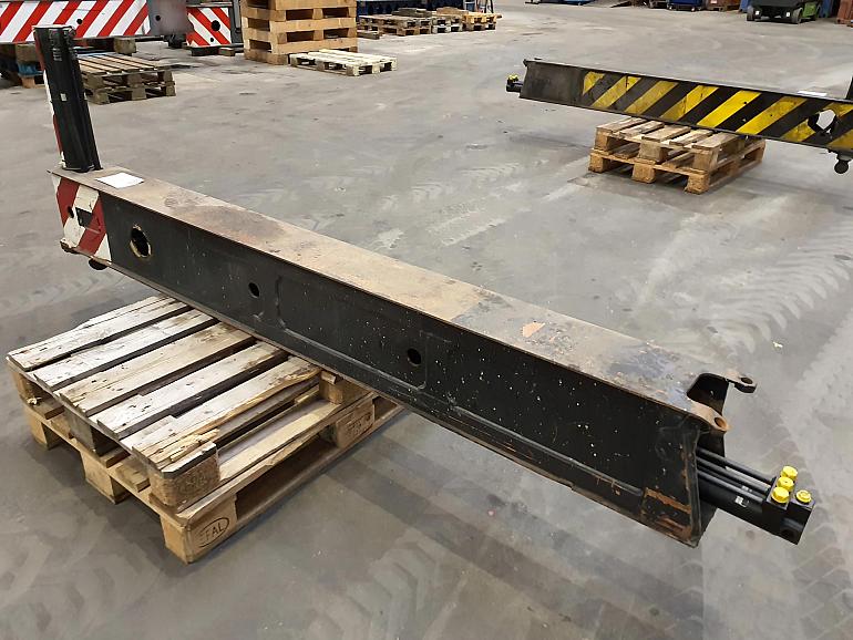 Outrigger beams | Liebherr LTM 1025 outrigger beam complete | UCM Holland